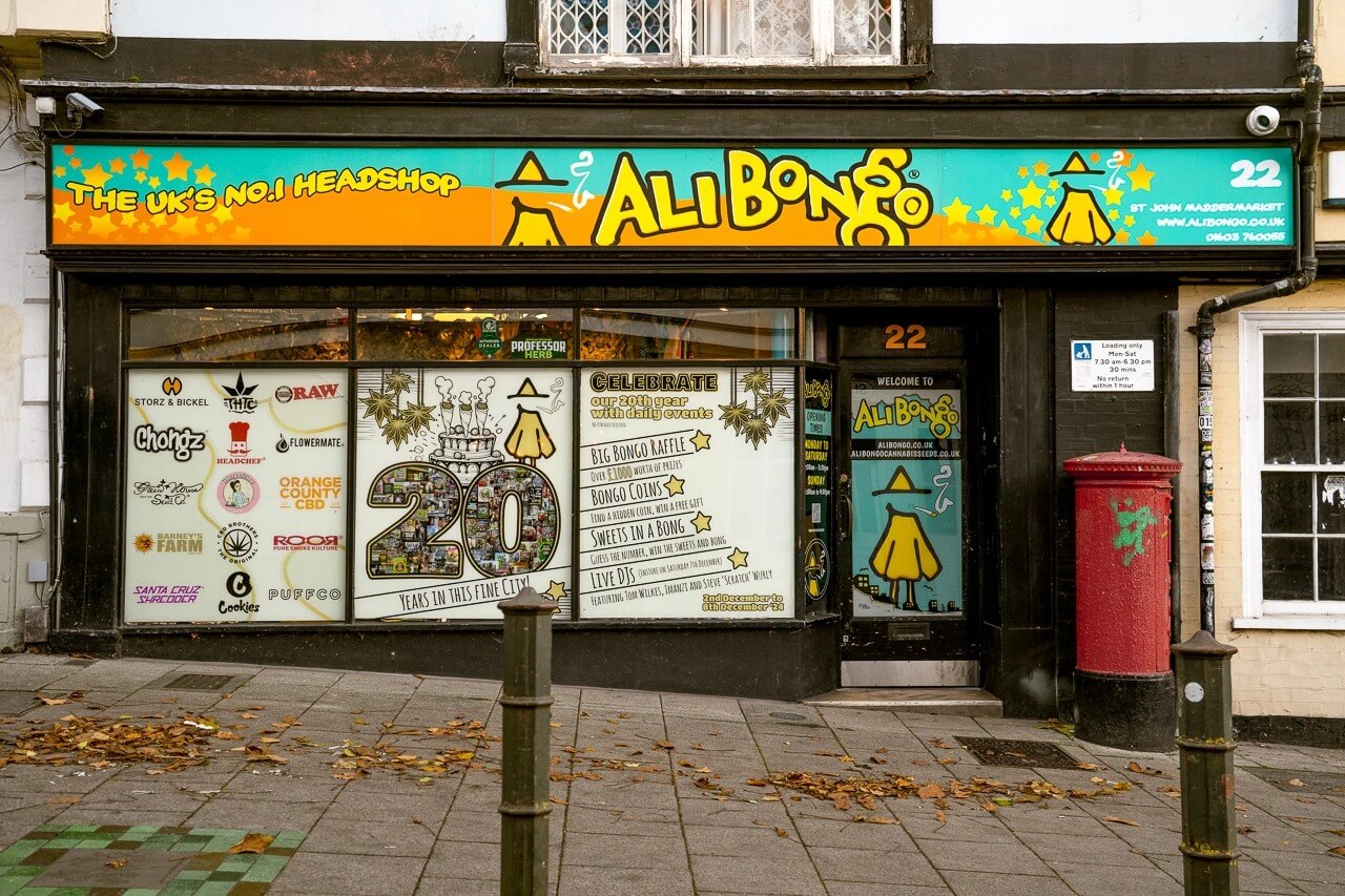 Page 6 - 4 Part Weed Grinders | Herb Grinders | Ali Bongo Head Shop